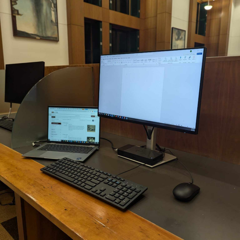 Docking Stations - College of Charleston Libraries